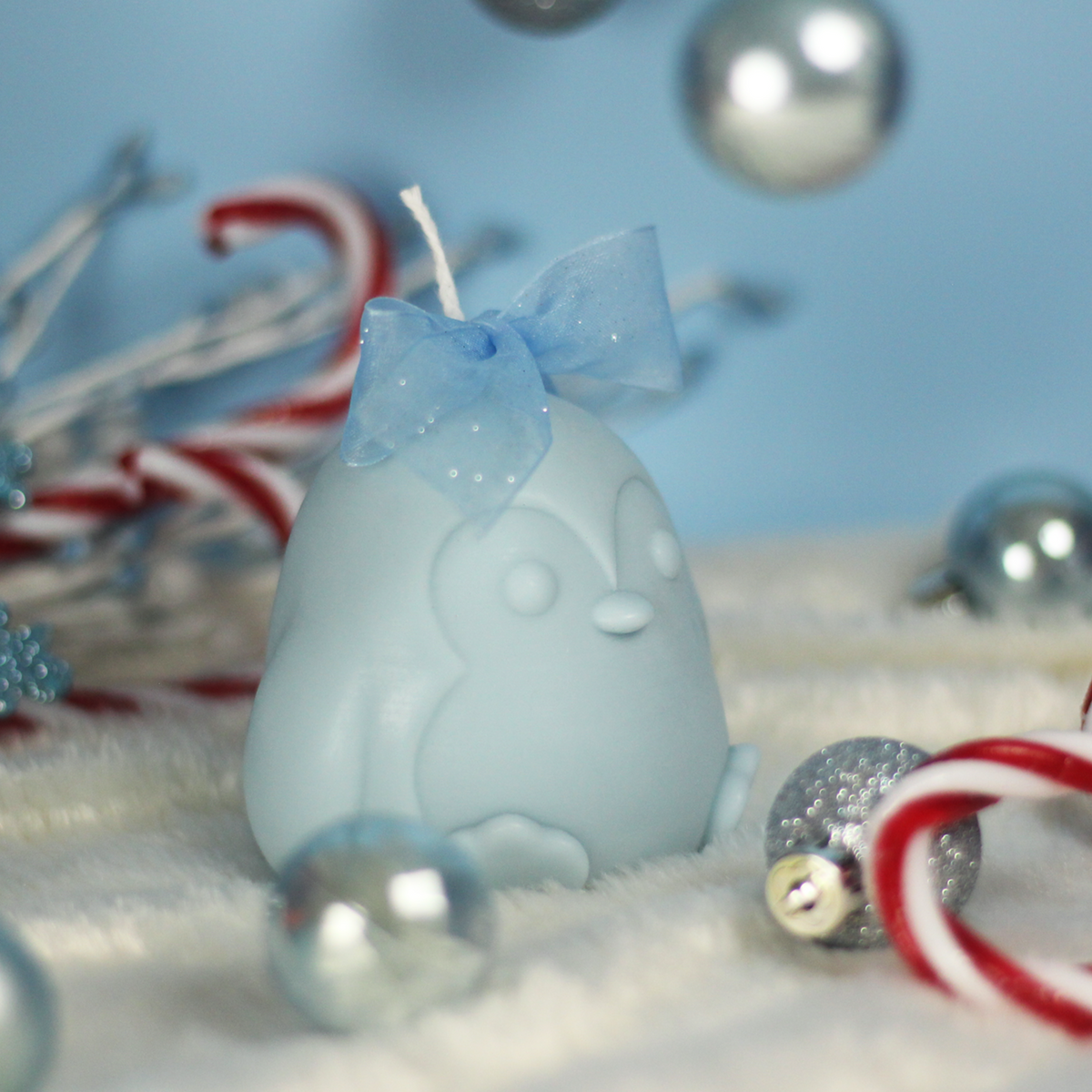 Peppermint Penguin Candle – Frolic Creations